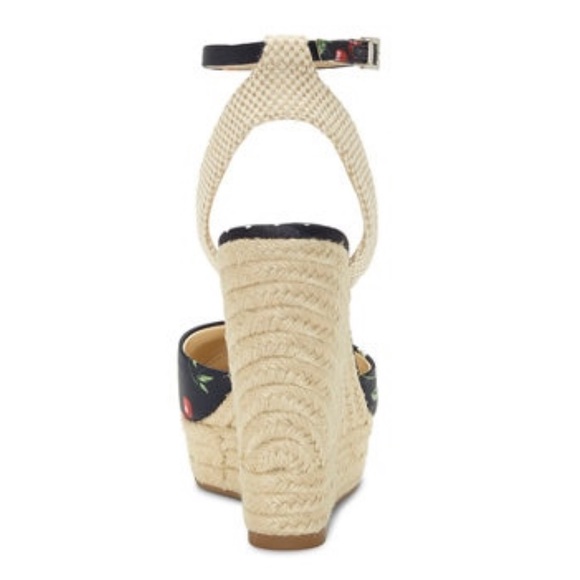 Jessica Simpson | Shoes | Jessica Simpsonstyle Zestah Size 75 | Poshmark